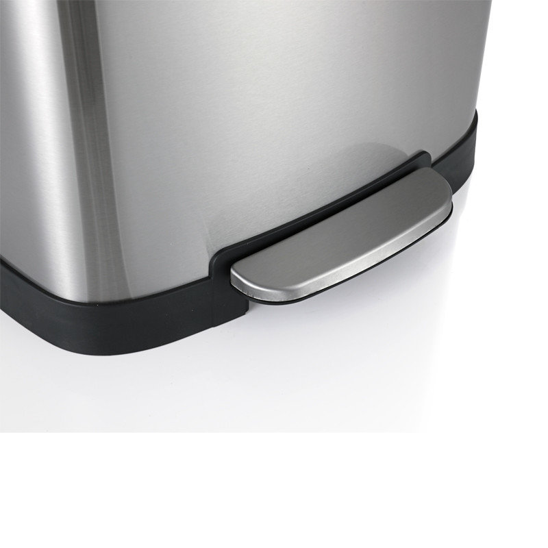 Anti Smudge Soft Step Stainless Steel 13 Gallon Trash Can